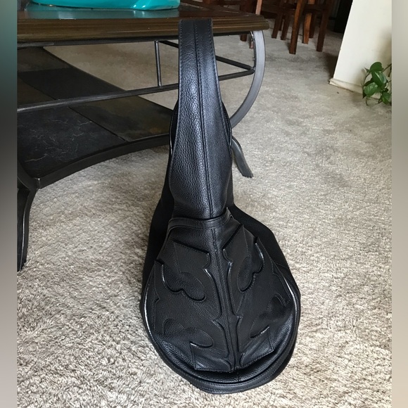 Tory Burch | Bags | Tory Burch All T Hobo Black Leather Bag | Poshmark